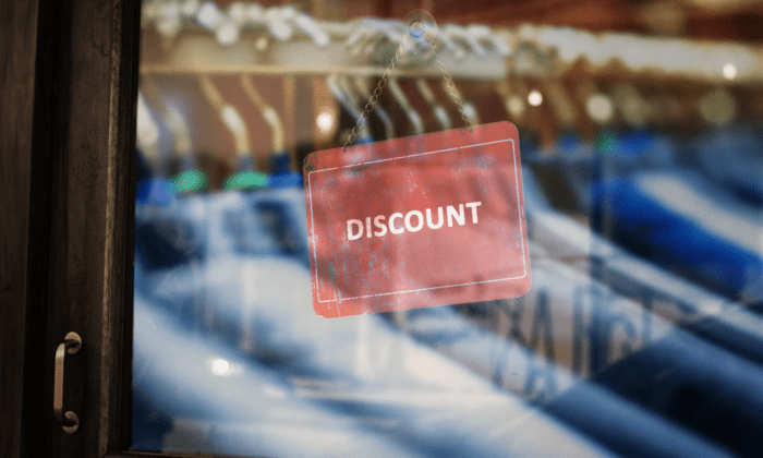 The Ultimate Guide to Senior Discounts for 2025