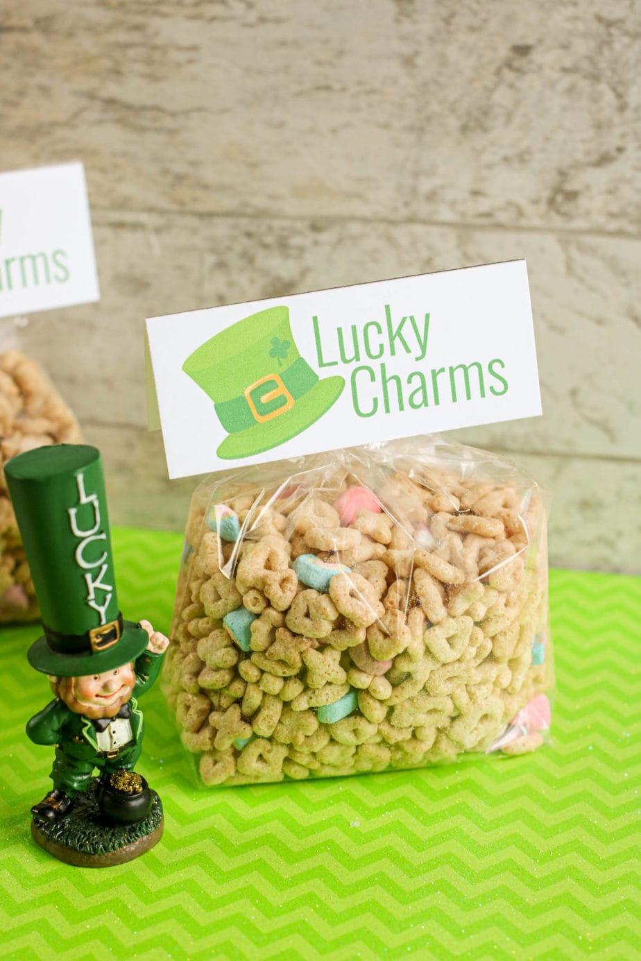 Lucky Charm Favor Bag Free Printable Labels | SwagGrabber